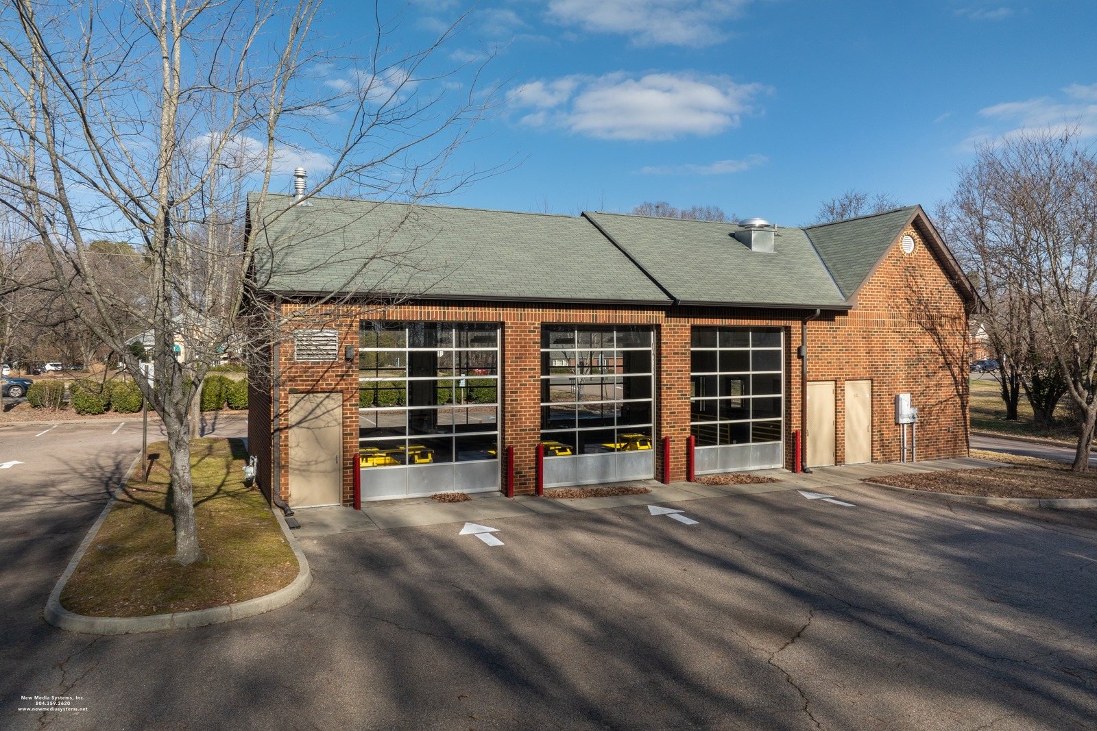 FOR SALE | LEASE - 9215 QUIOCCASIN ROAD